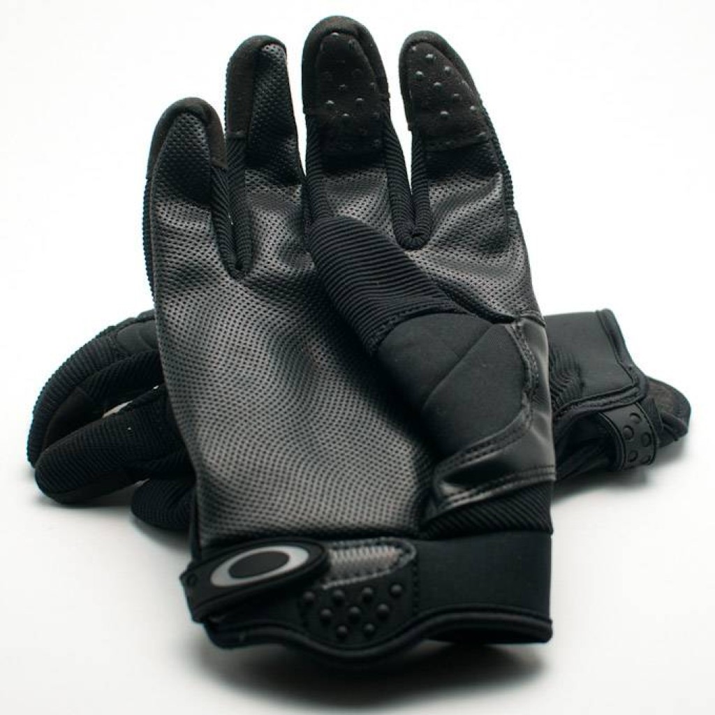 Black Tactical Gloves